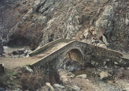 Αρχείο Γεφυριών Πελοποννήσου: Πέτρινα γεφύρια στα Πομακοχώρια Ξάνθης