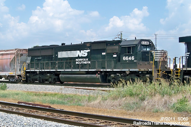RAILROAD Freight Train Locomotive Engine EMD GE Boxcar BNSF,CSX,FEC,Norfolk Southern,UP,CN,CP ...