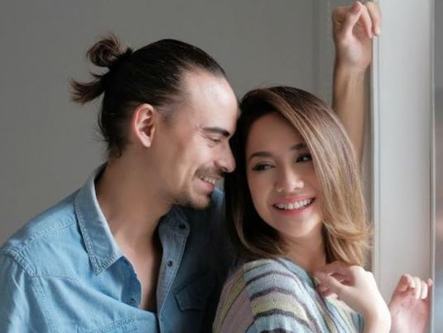 Kisah Cinta BCL dan Ashraf, 11 Tahun Nikah Jauh dari Gosip - PERISTAWA