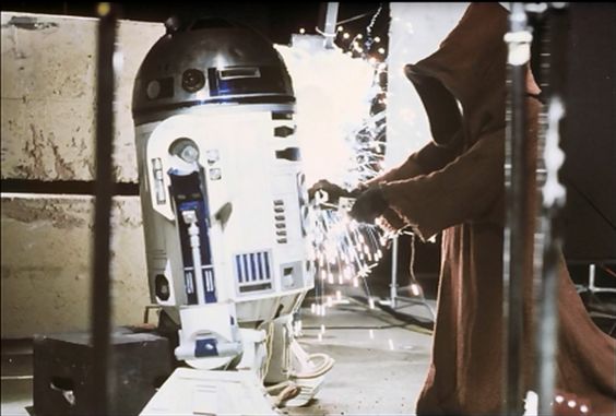 STAR WARS AFICIONADO WEBSITE: 'STAR WARS' AT 40: MORE DROID FOOTAGE ...