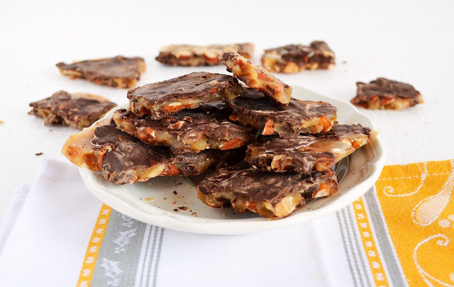 Our Beautiful Mess: Dark Chocolate Almond Roca