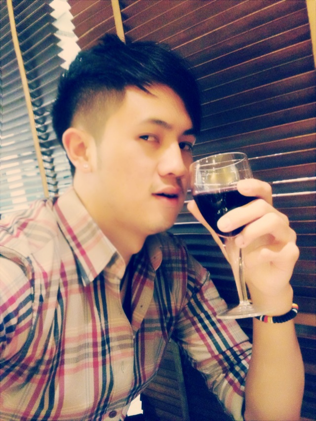 M y a n m a r H u n k s: Soe Min Lwin @ Japan