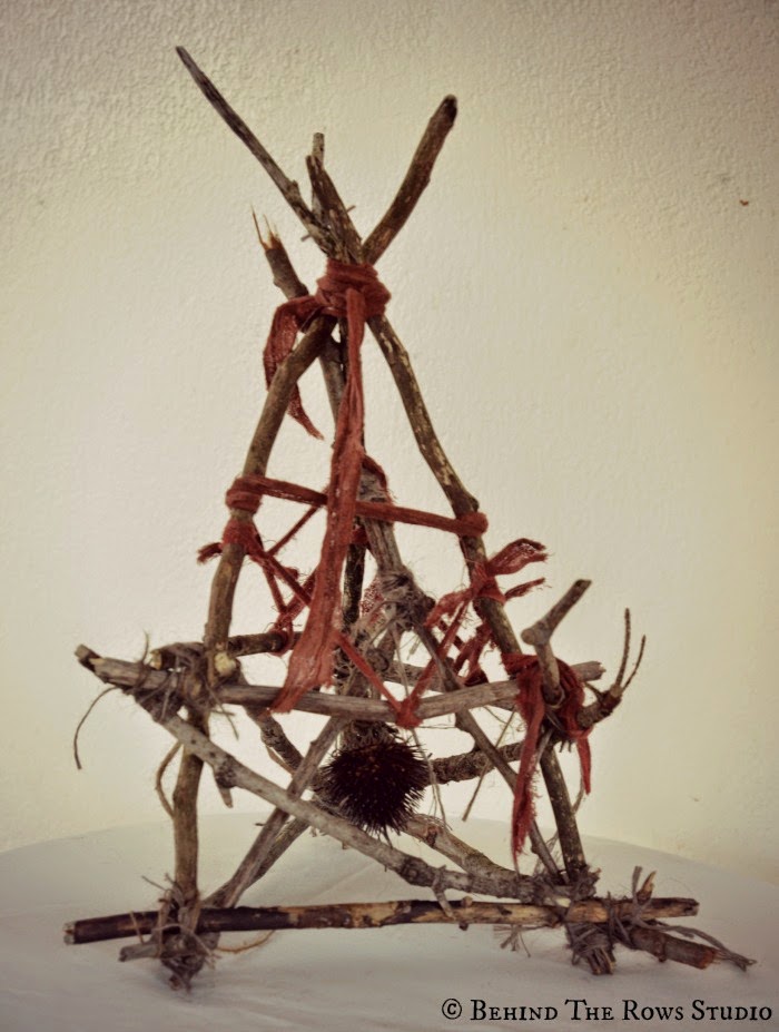 The Scarecrow's Post: Devil Nets, Traps, and Snares