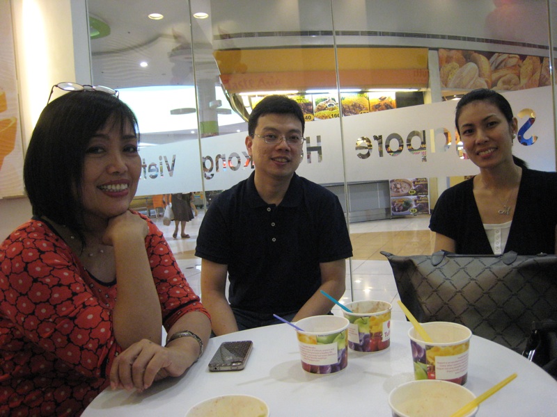 The Philippine Beat: Tutti Frutti: Yummy Yogurt!