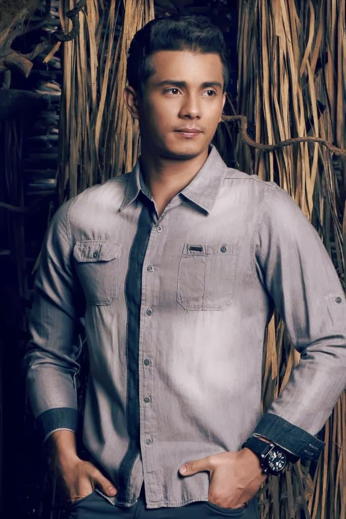 Kapamilya Ejay Falcon Happy To Work With Kapuso Co-Stars In Regal's ...