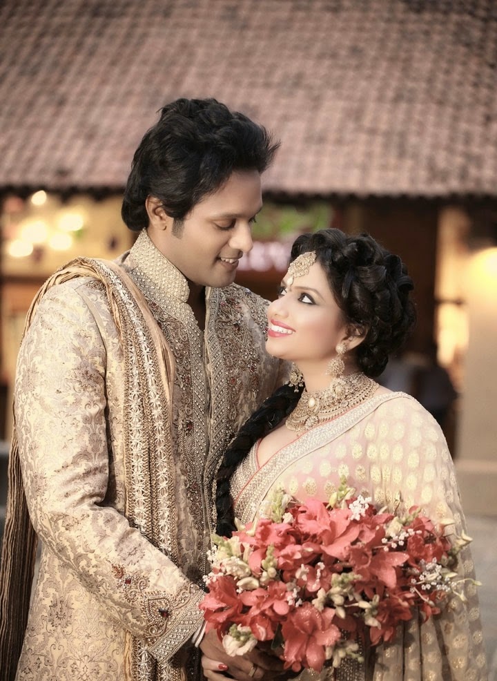 Roshan Ranawana Homecoming Photos | Sri Lanka Hot Picture Gallery.