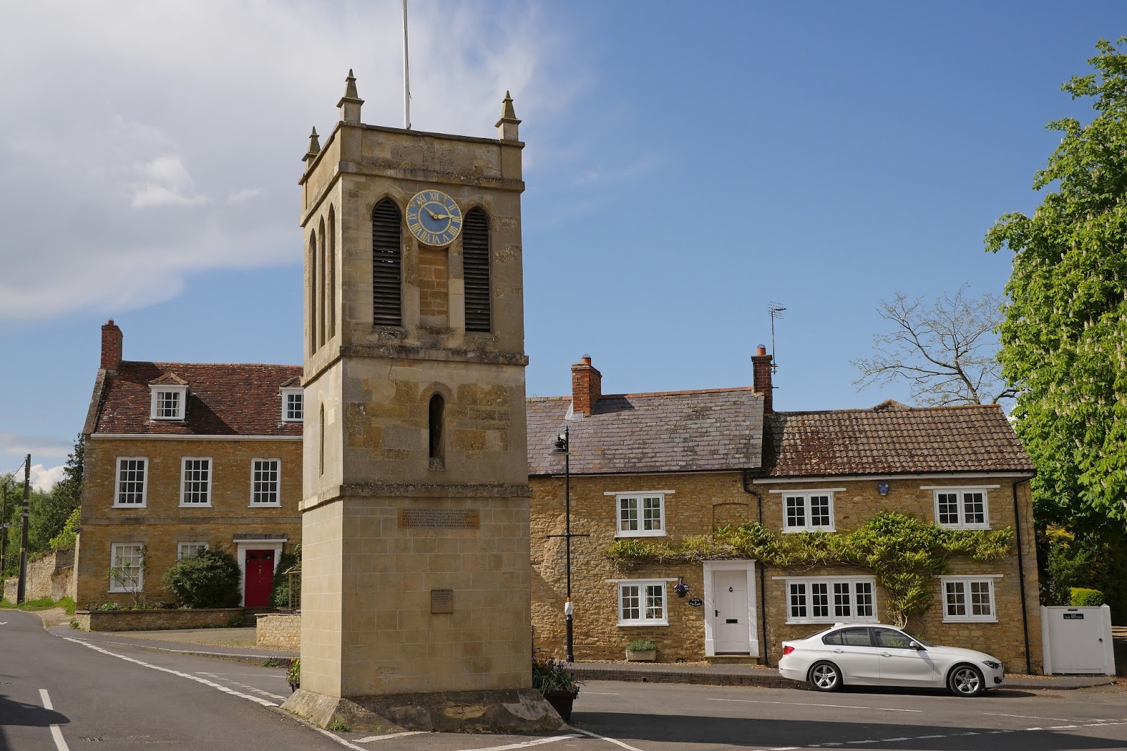 Walking in the country: Olney, Clifton Reynes and Emberton