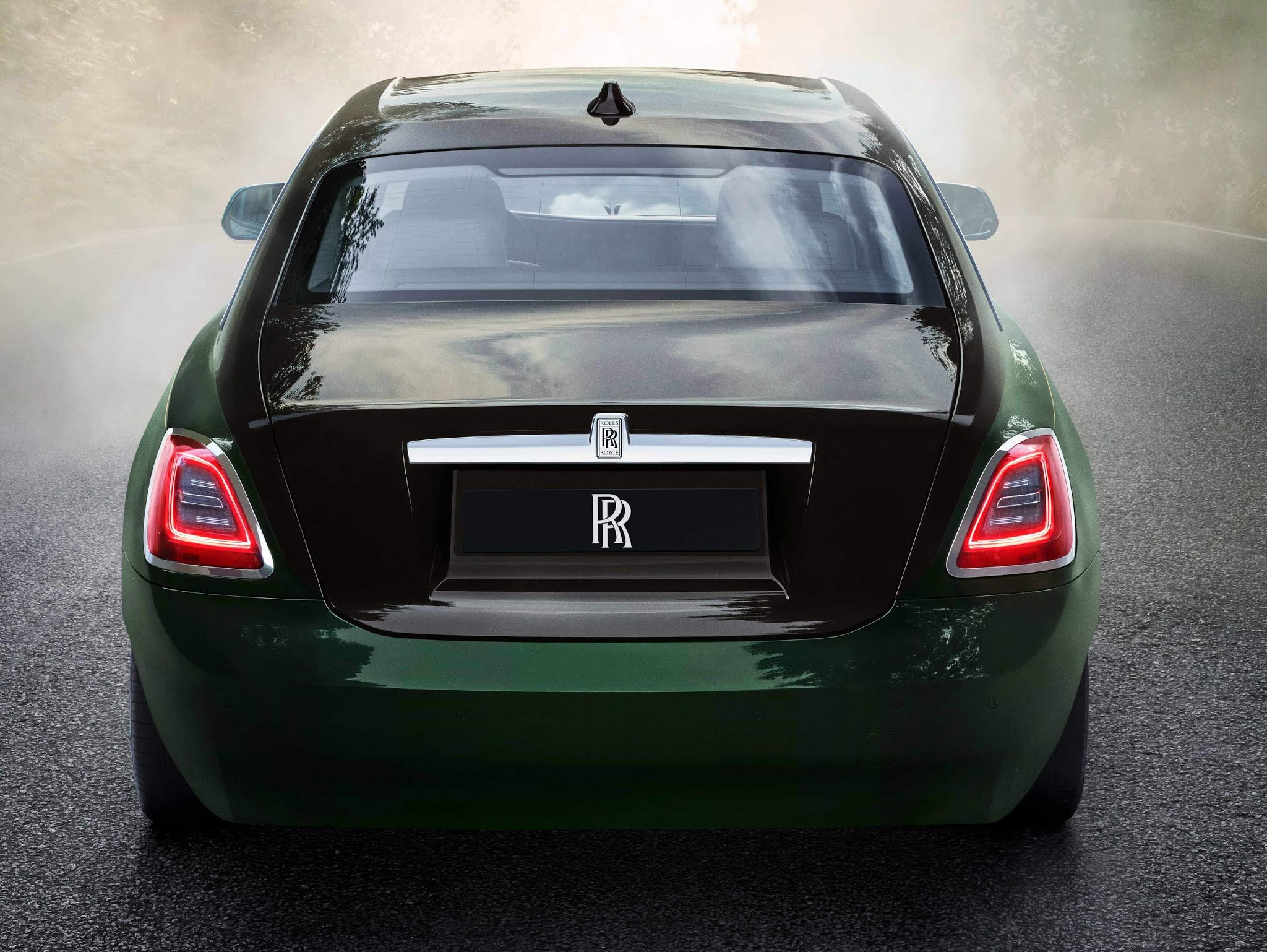 Rolls Royce Ghost Extended - fotos, consumo e detalhes