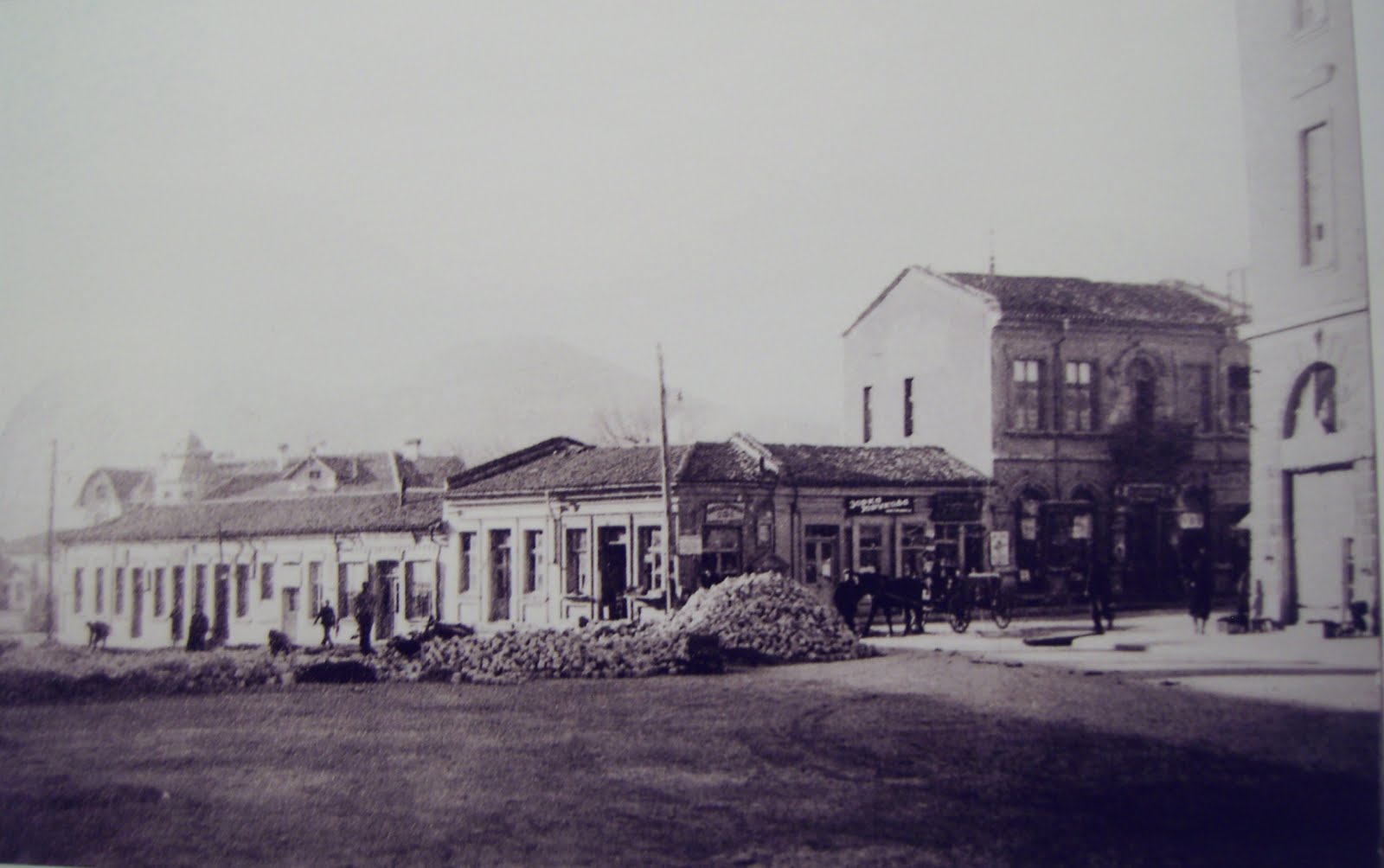 СТАРИЯТ СЛИВЕН В СНИМКИ