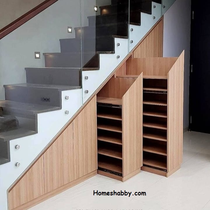 6 Ide Rak Bawah Tangga yang Inventif ~ Homeshabby.com : Design Home ...