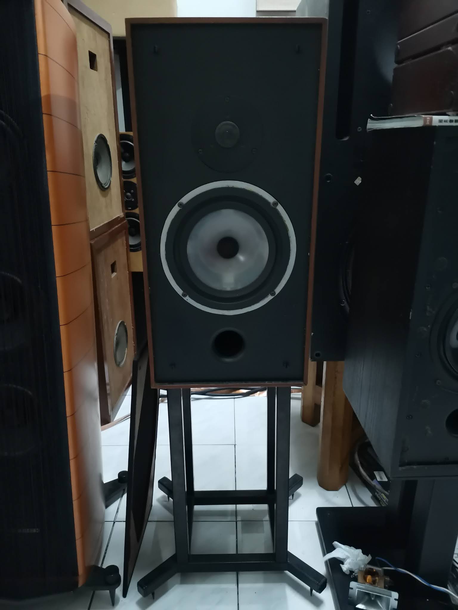 LOY HIFI: Rogers LS7 speaker