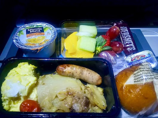 I show you my economy class dinner & breakfast of Delta Airlines from ...