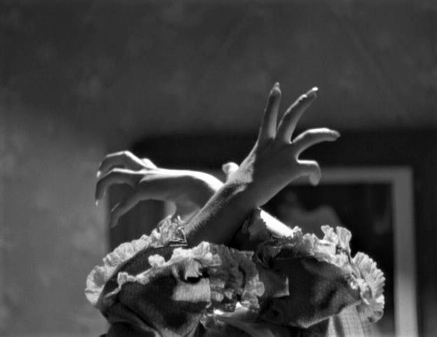 The Passing Tramp: My 12 Favorite Country House Horror Haunts in Film ...