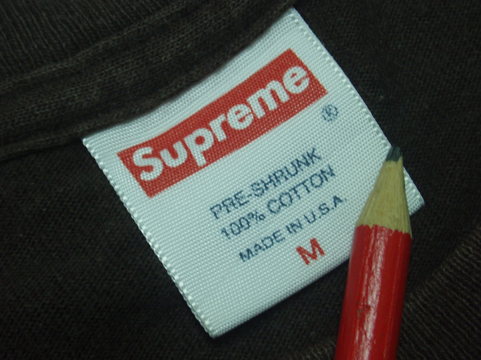 Gerobok Klasik: SUPREME tshirt (SOLD)