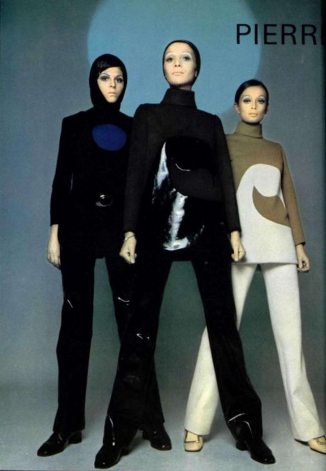 Amazing Space Age Fashion Designs by Pierre Cardin From the 1960s ...