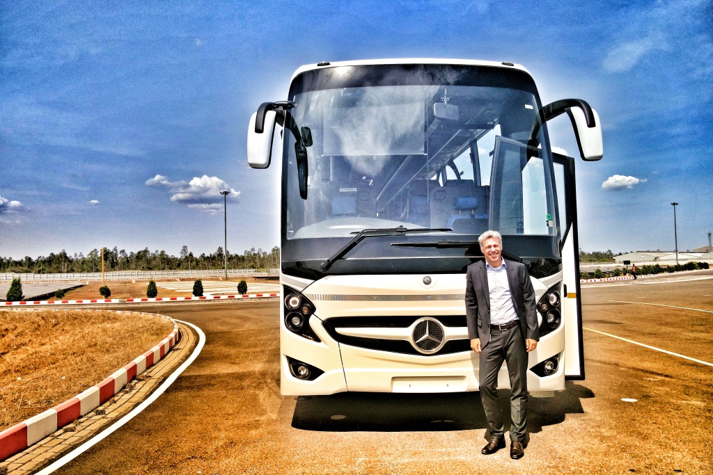 Daimler Buses India lanzo la nueva generación del bus Mercedes Benz SHD ...