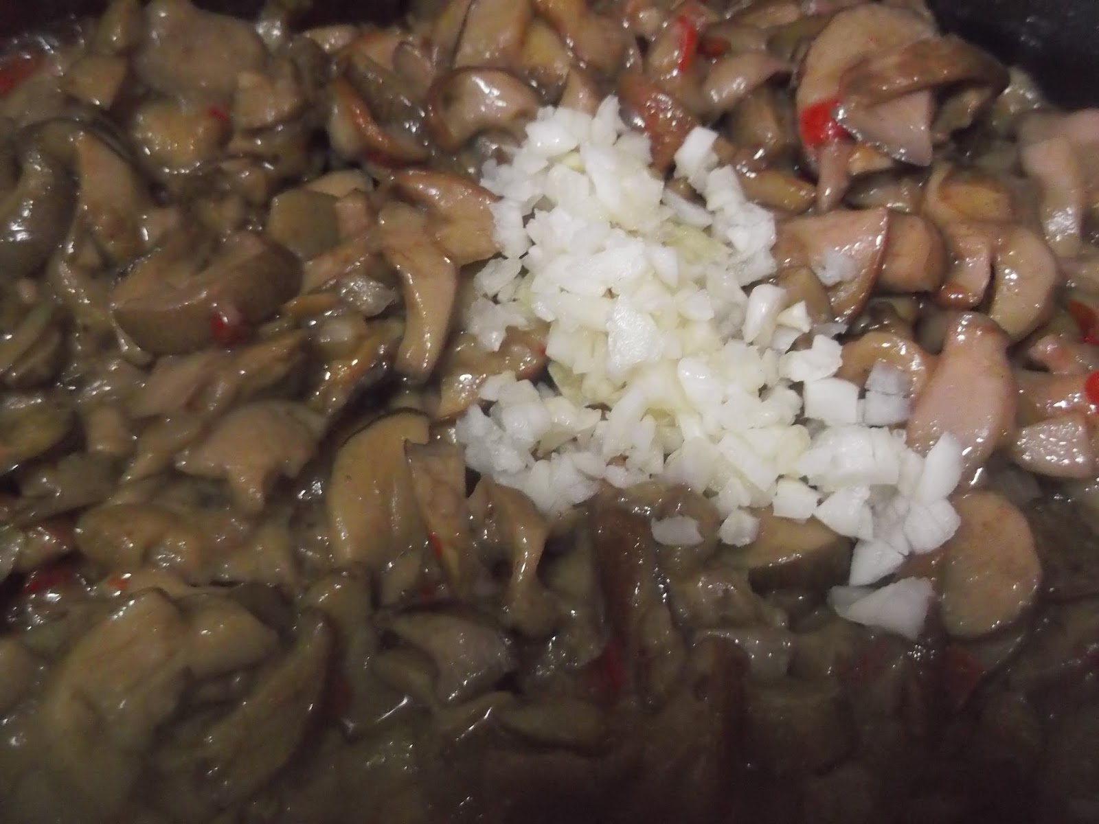 Hellena ...din bucataria mea...: Manatarci prajite (hribi)