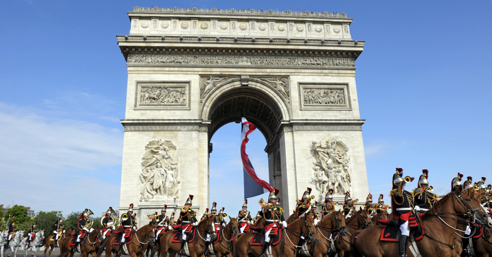 Traduzindo a França: França celebra o Dia da Bastilha