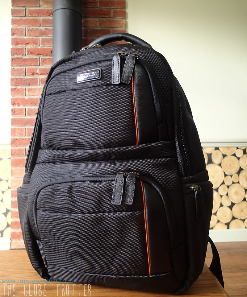 Numinous 1001 SMART City Backpack - The Globe Trotter