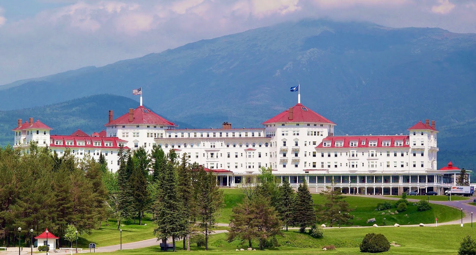 Tins and Treasures: Goodbye New Hampshire ~The Mount Washington Hotel ...