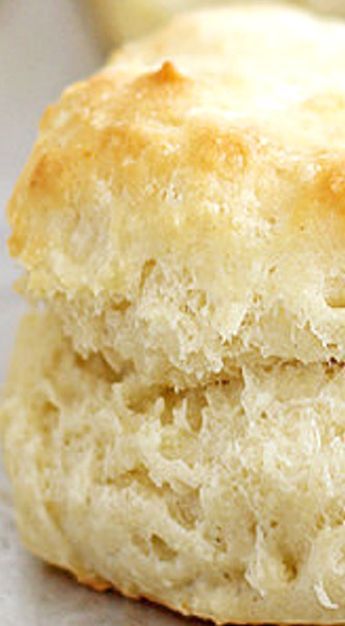 Flaky, Fluffy Southern Buttermilk Biscuits - Food Easy Father