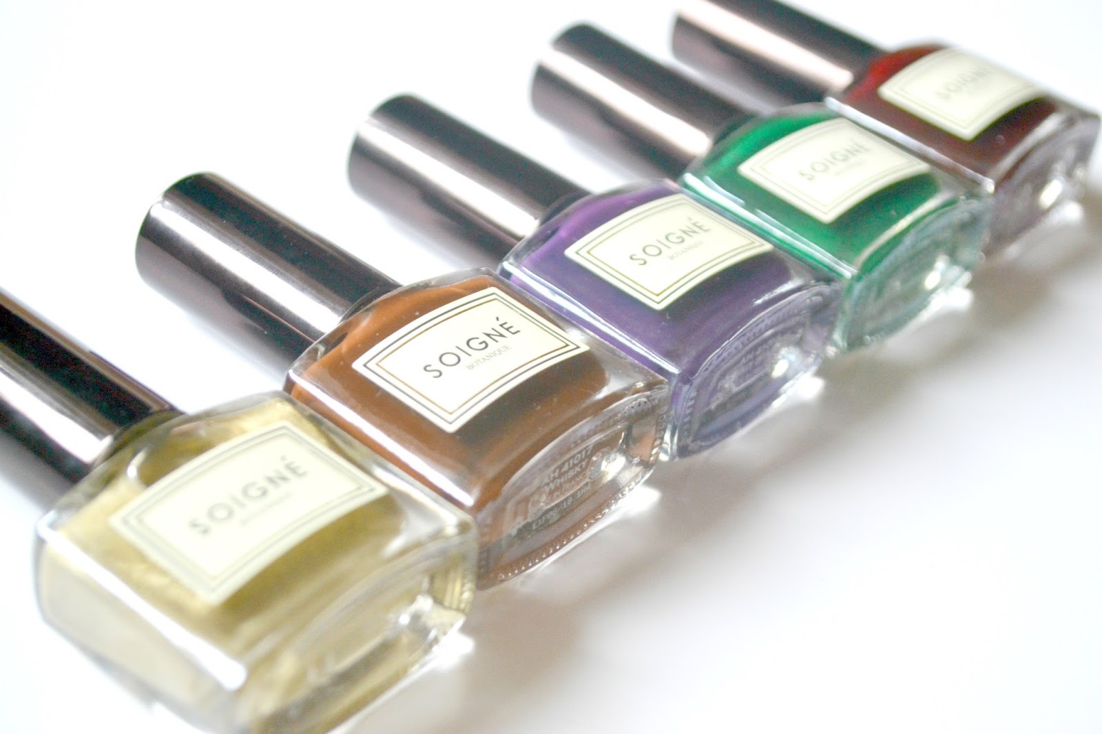 Soigne Botanique Liqueur De Chocolat Collection | That Lisa Clare ...