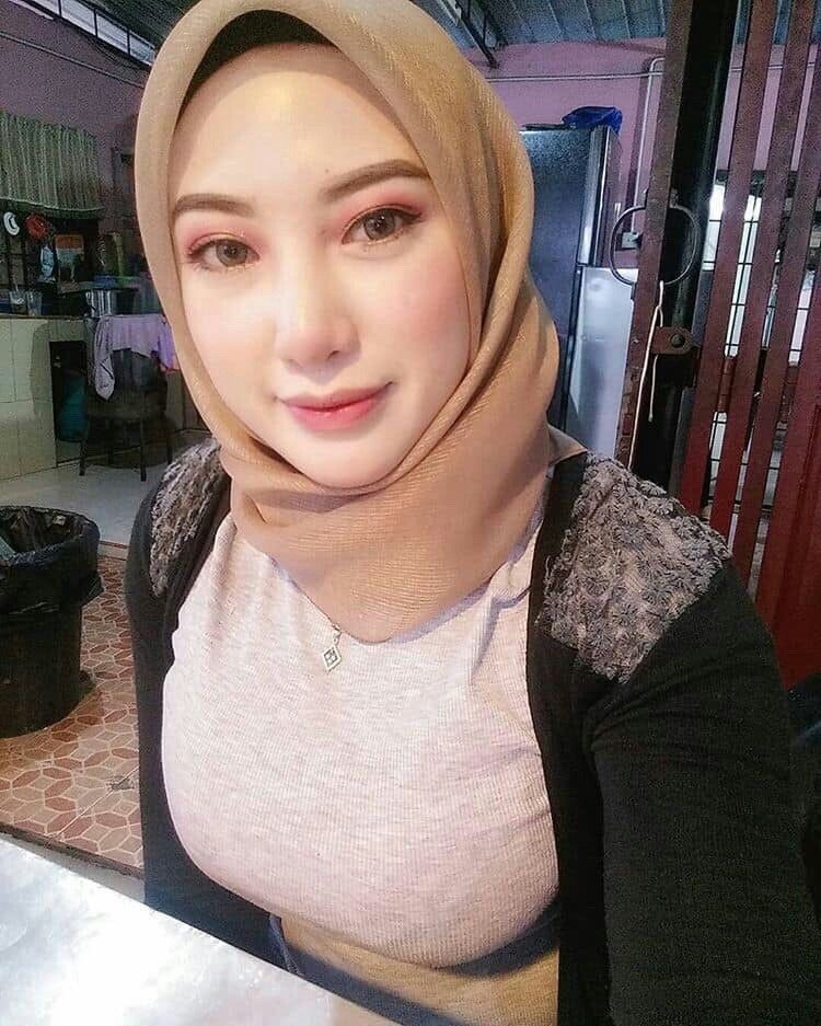 Janda Cantik pemilik cafe yg sempat Viral bikin Meriang - MALAYA PICT