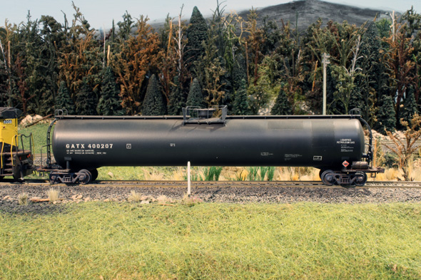 White River Division: Walthers Tank Car