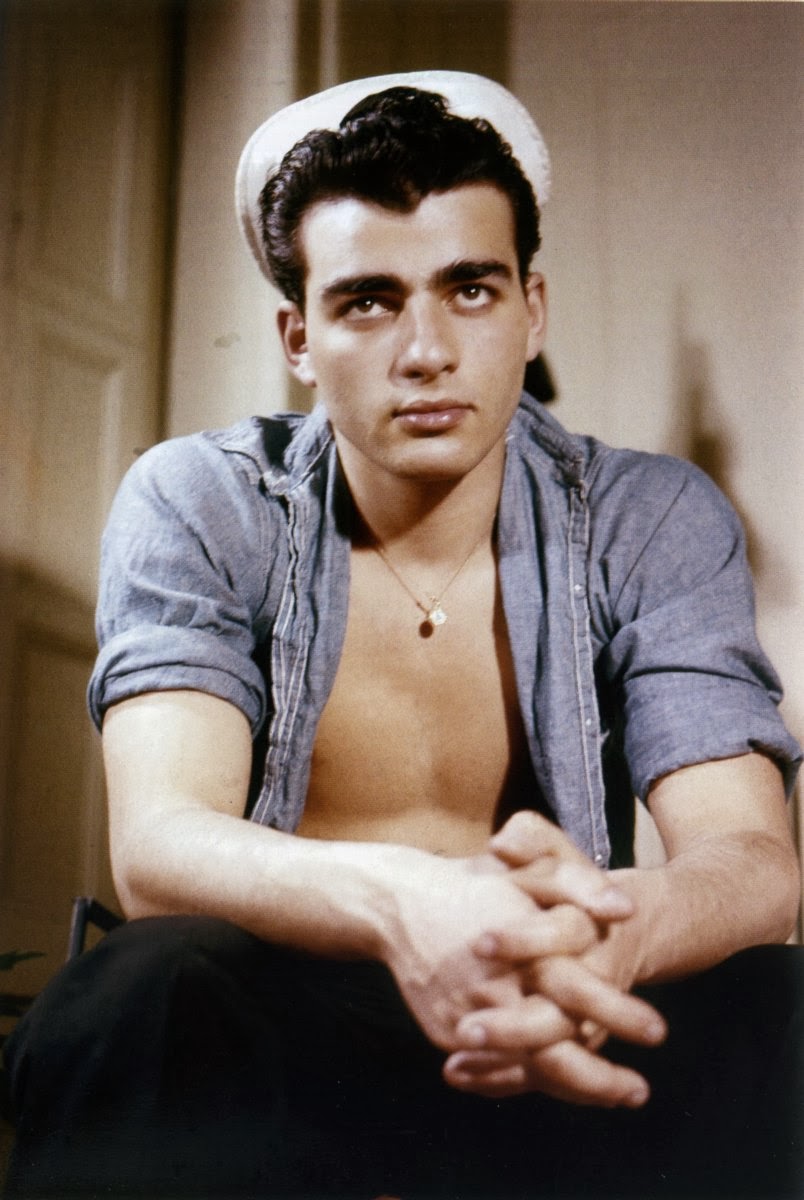 MALE MODELS FROM THE PAST: FRED FRANDAC (Champion Studio Model)