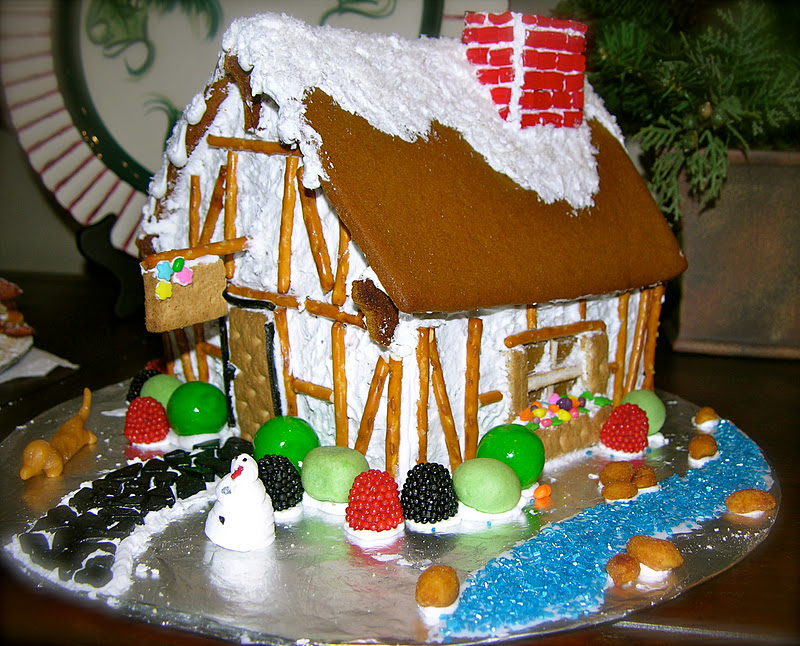The Kersten Haus: Gingerbread Architecture