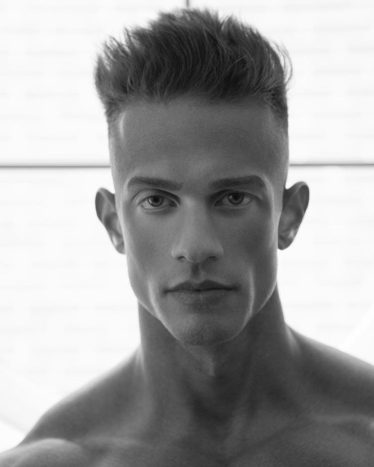 Muscle, Muscle, Muscle: Charlie London 3