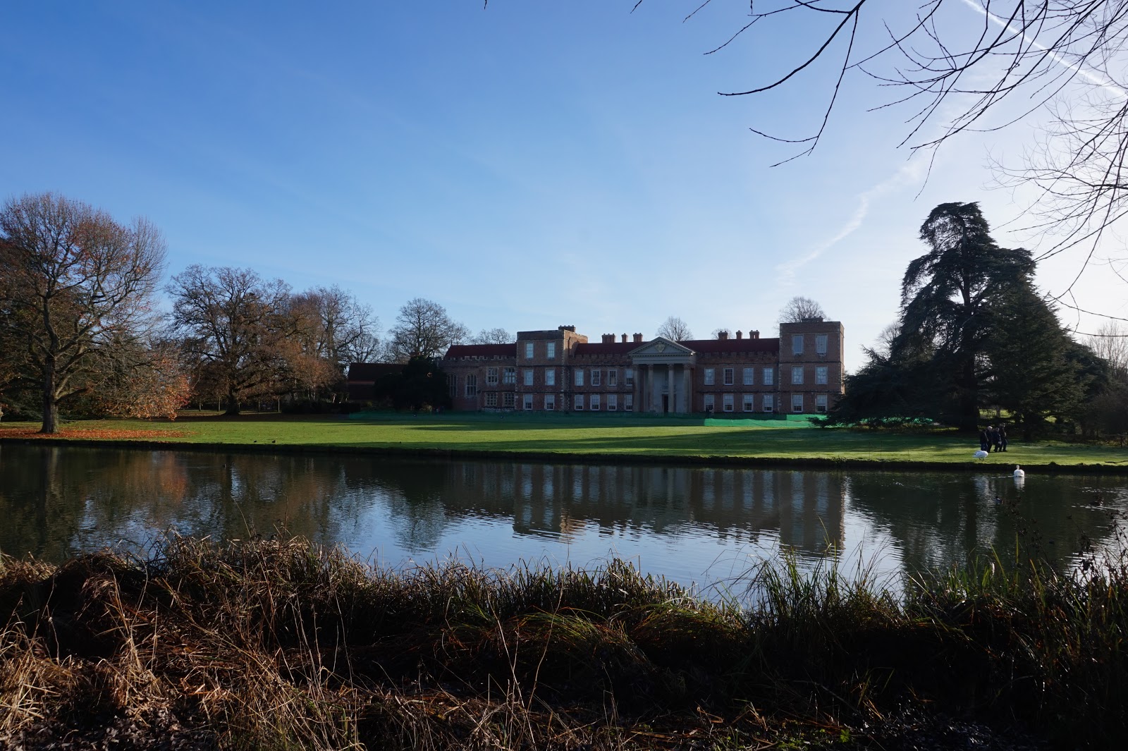 Travel - Christmas at The Vyne - Nic's Adventures