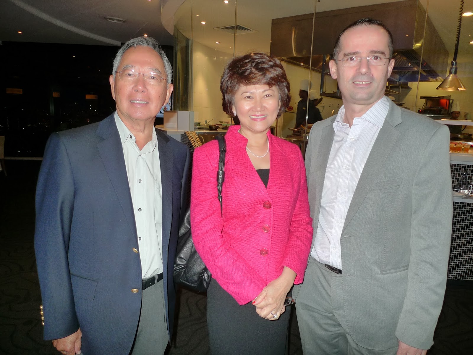 Kee Hua Chee Live!: MIGF DINING AT SAMPLINGS ON THE FOURTEENTH AT ...