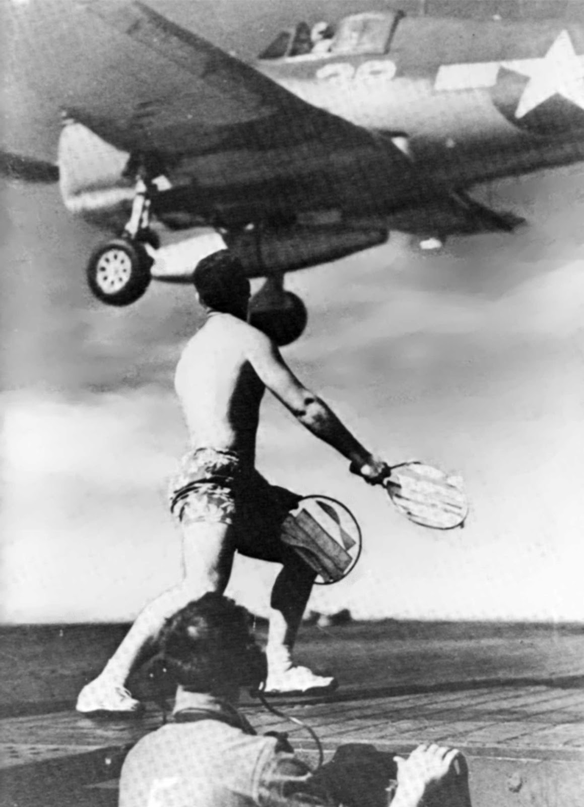 U.S. Navy Aircraft History: Waving Them Aboard - The LSO