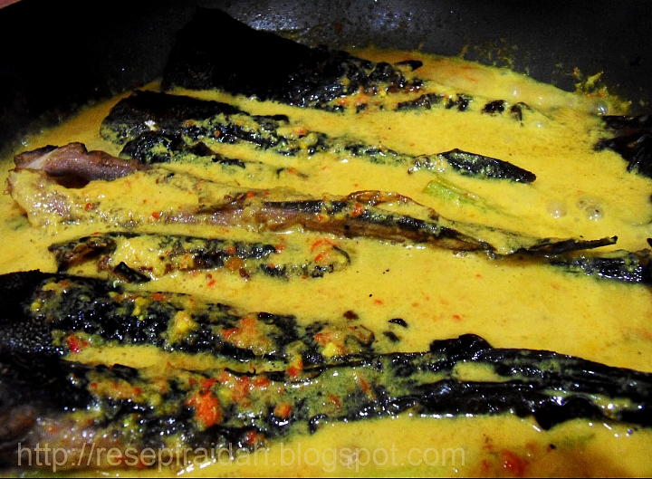 Love All Races: Malaysian Grilled Catfish in Coconut Milk