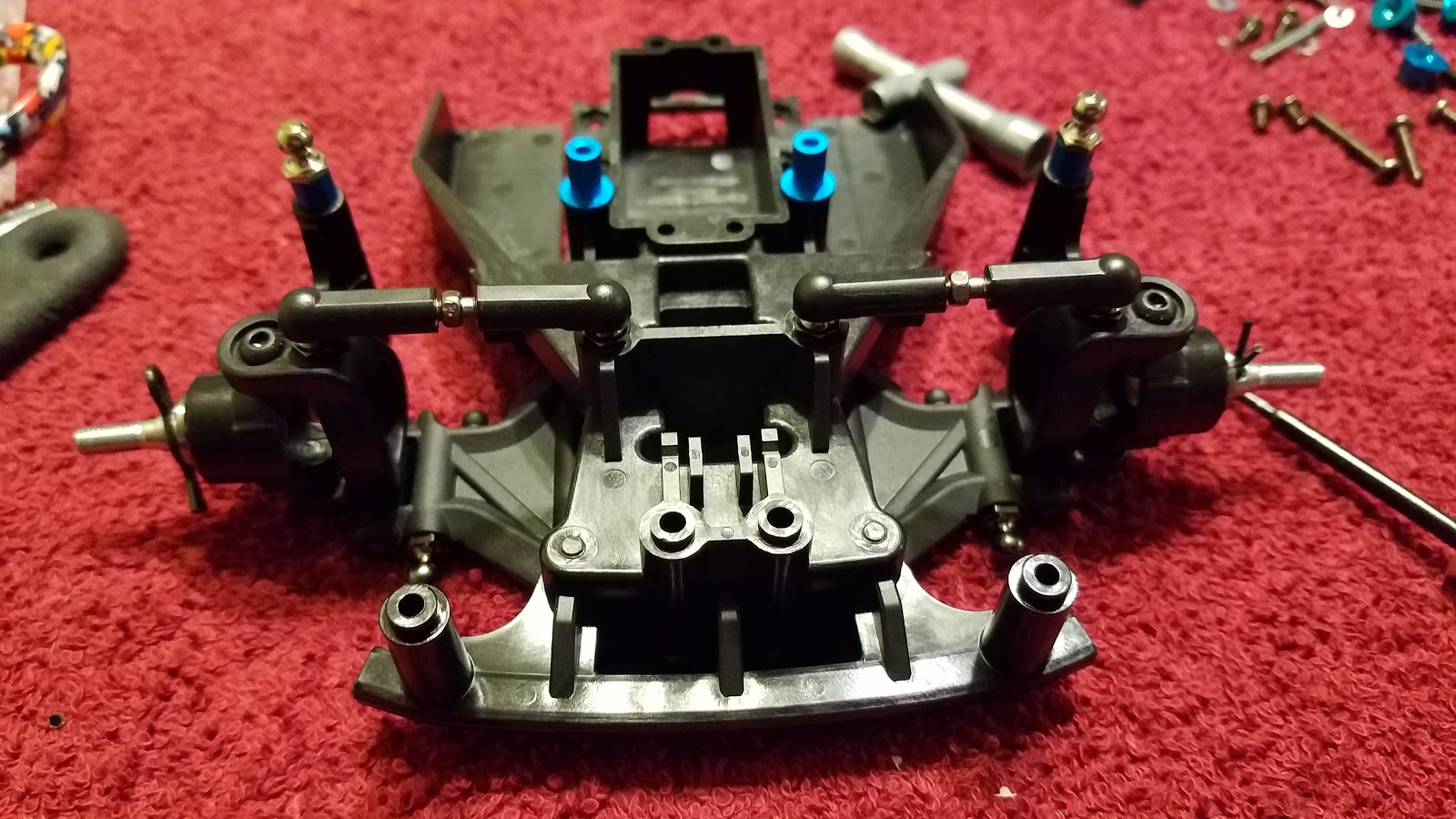 A Real Life Tinker Gnome: The Tamiya M08 Concept - Doing a RWD mini ...