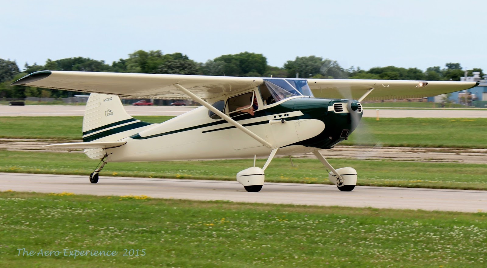 The Aero Experience: EAA AirVenture Oshkosh 2015: Vintage Cessnas