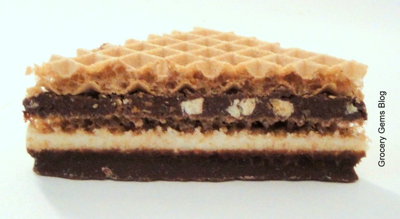 Grocery Gems: Knoppers Review (Chocolate & Hazelnut Wafer)