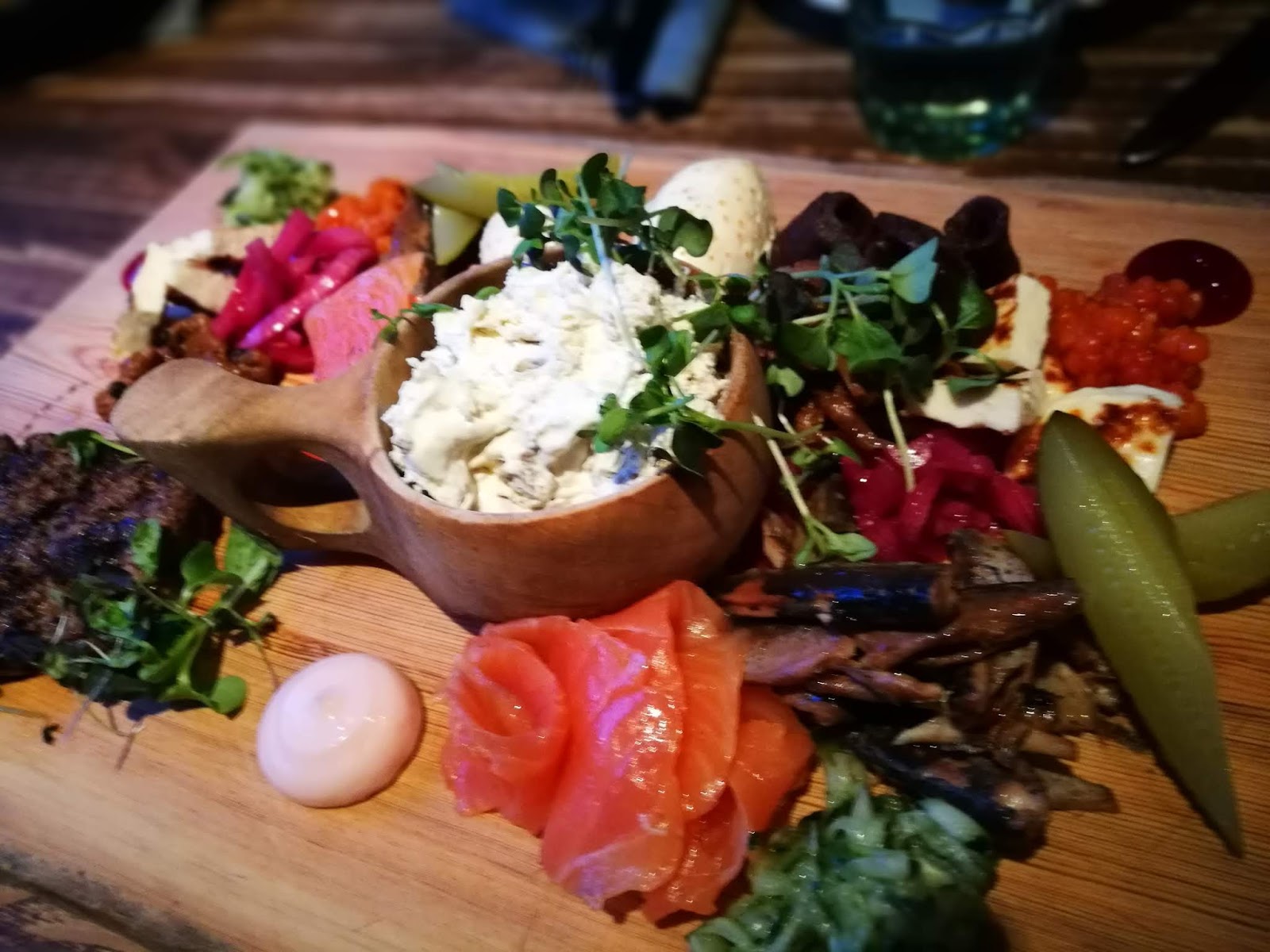 Viaje a Laponia: cena en una Kota | Trocitos de vida