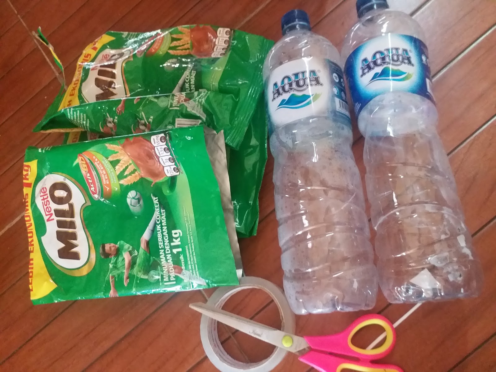 uli mayang: DIY : cara membuat pot pengairan otomatis daur ulang botol aqua