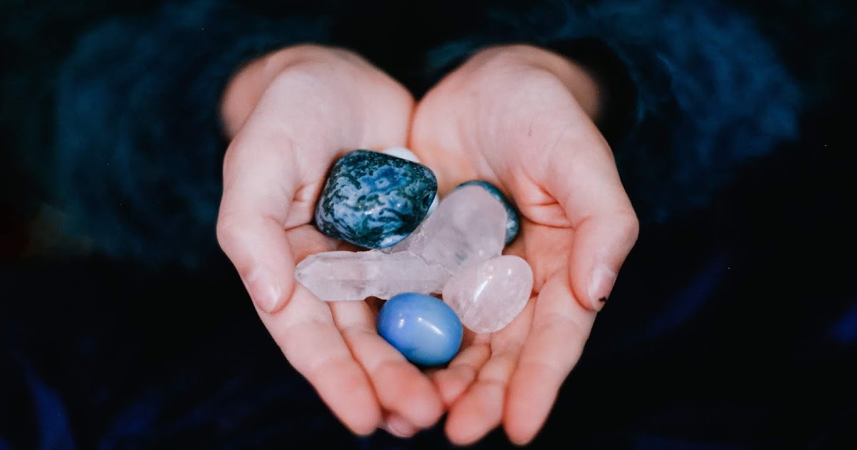 Gemstone Glow: Crystals For Spirit Guide Contact