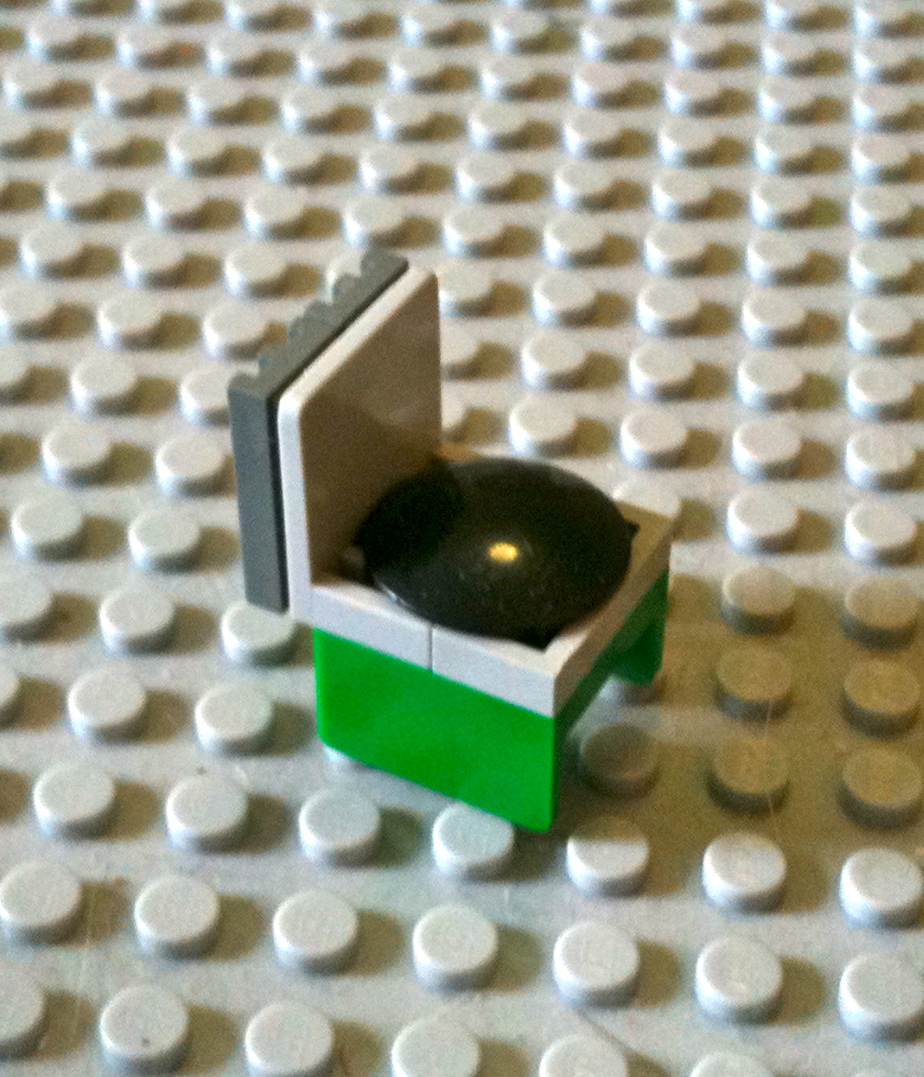 Ace LegoⓇ Designs: Lego Funky Minifig Chair