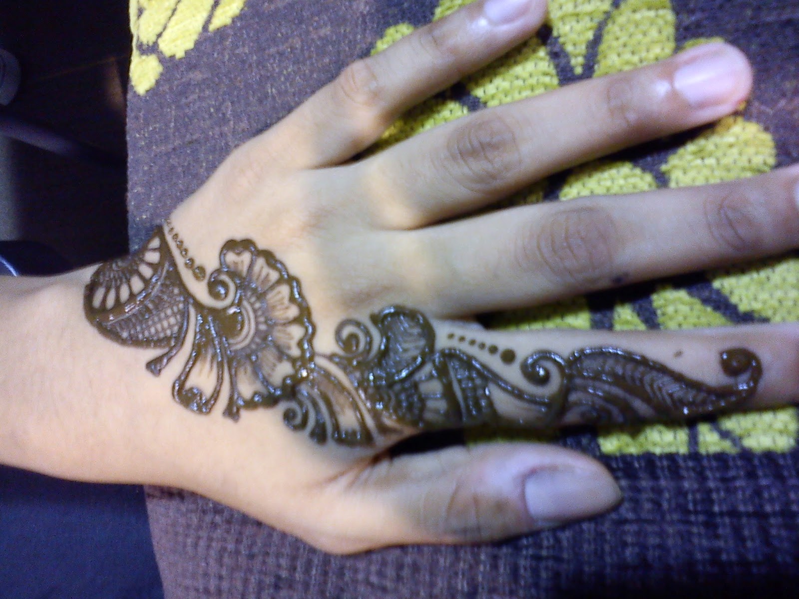 Samarpan Arts: Henna for Hari Raya