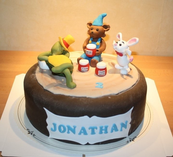 Nilla's Handicraft: Jonathan och Bamse -tårta