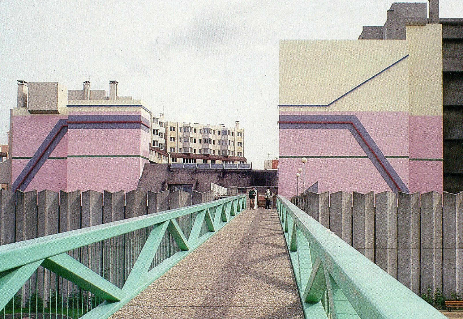 Un Paysage Moderne: BEZONS - Cité du Colombier & fresque d'André ...