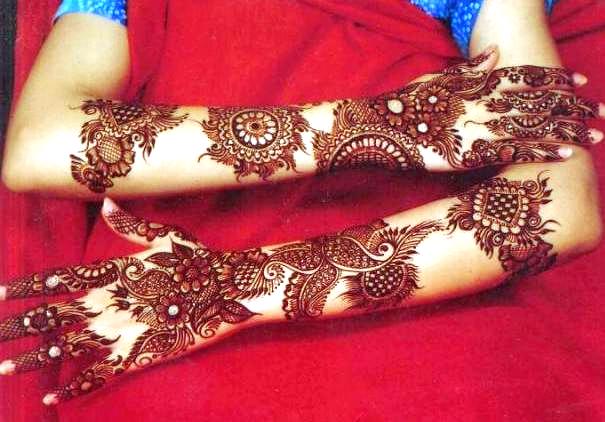 20+ Beautiful Mehndi Designs For Inspiration