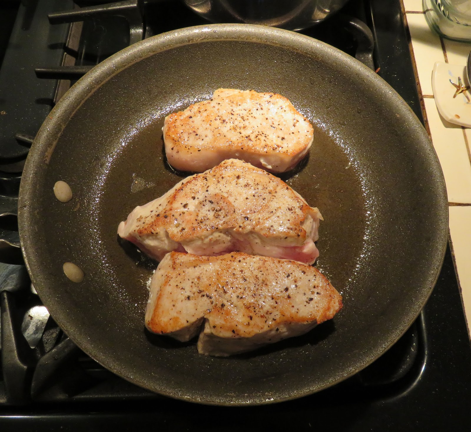Mystery Lovers' Kitchen: Irish Pork Chops