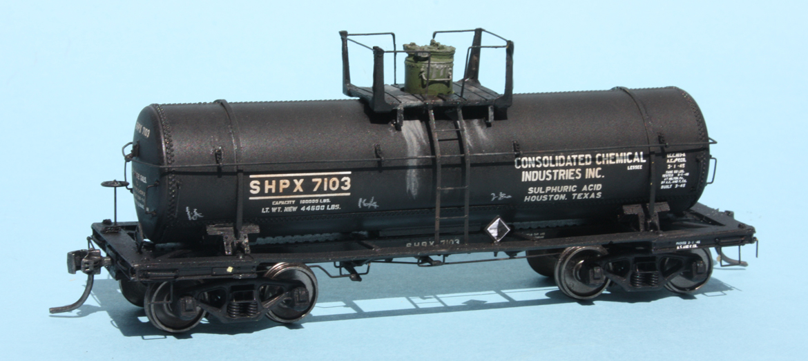 modeling the SP: Completing a resin tank car