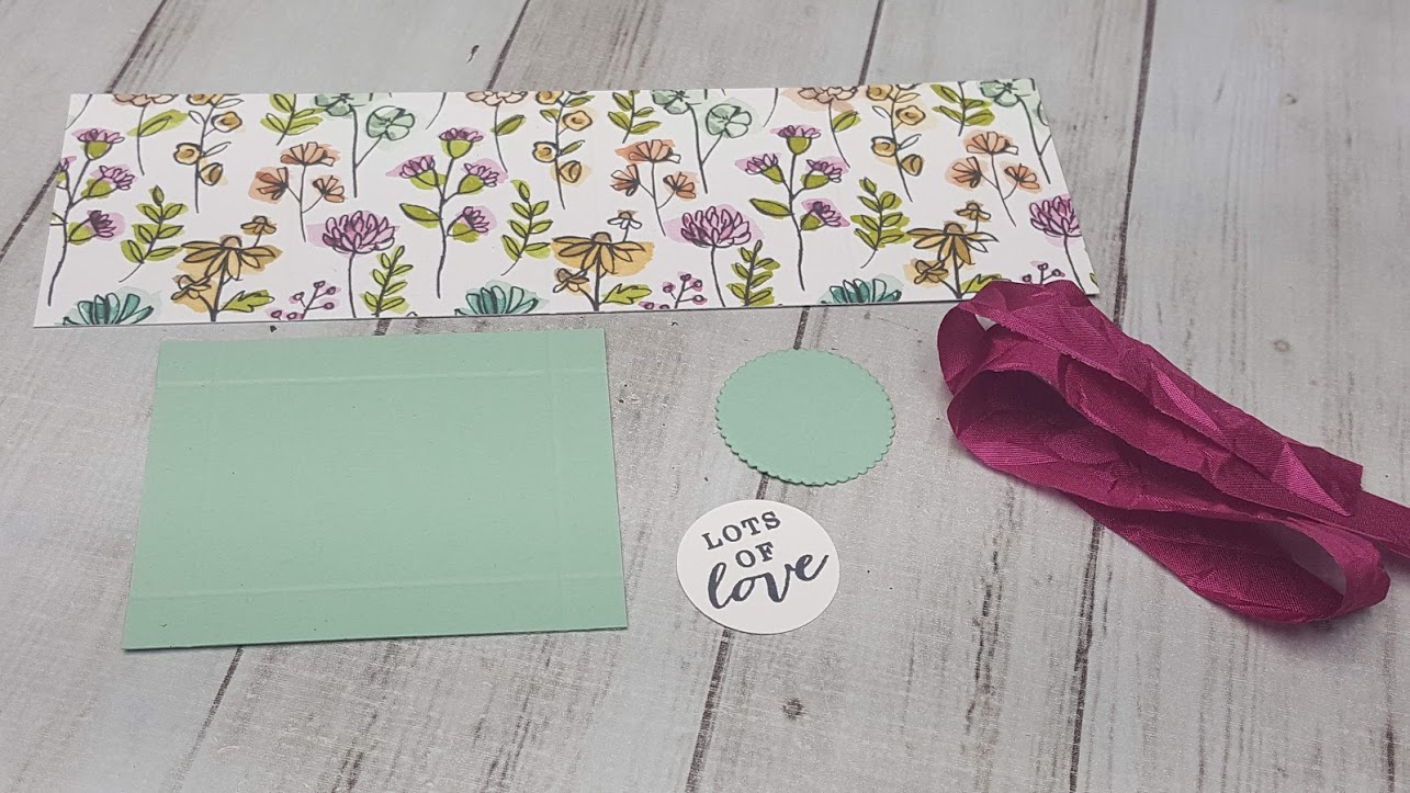 The Stampin' Chic: Mini Post-it Notepad holder