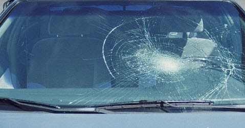 Rapidautoglass: What Type of Rock Chips on Your Windshield Can Be Repaired?